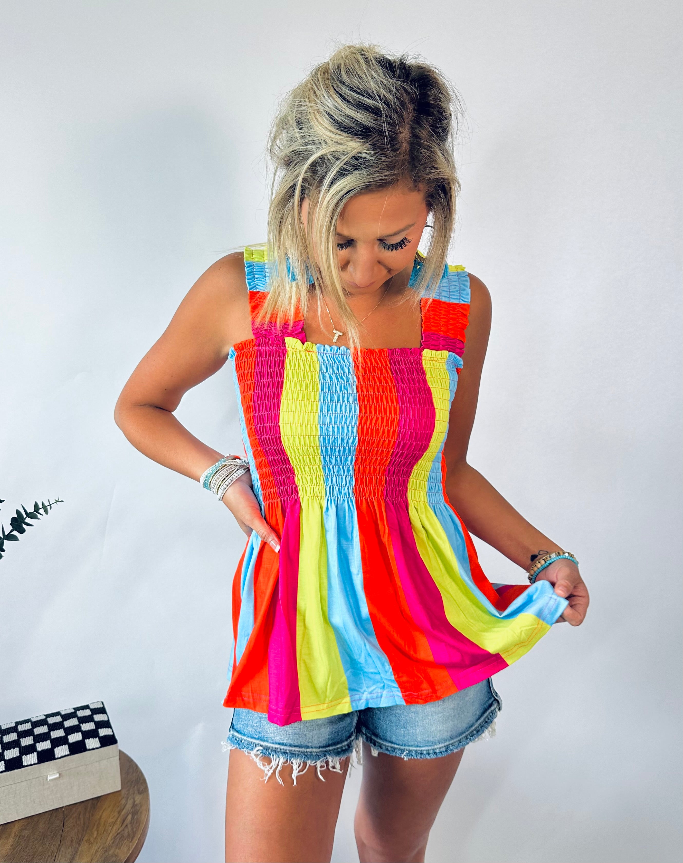 Tops – T’s Tanning & Boutique
